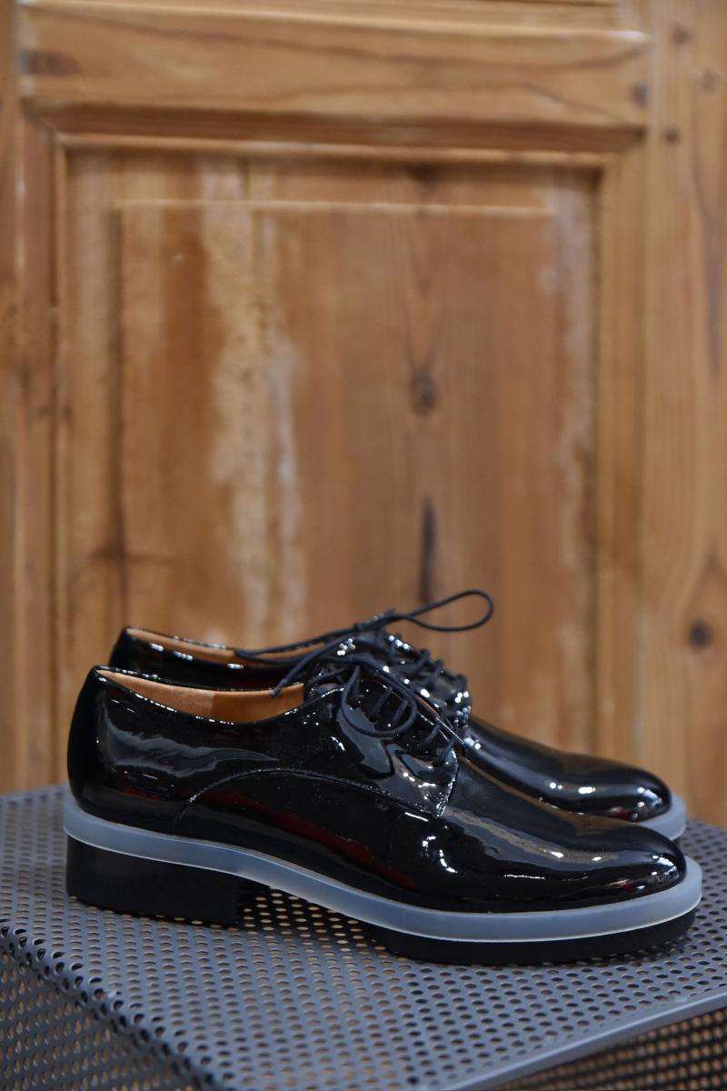Souliers vernis – Chaussures – Boutique Première – vêtements pour femme ...